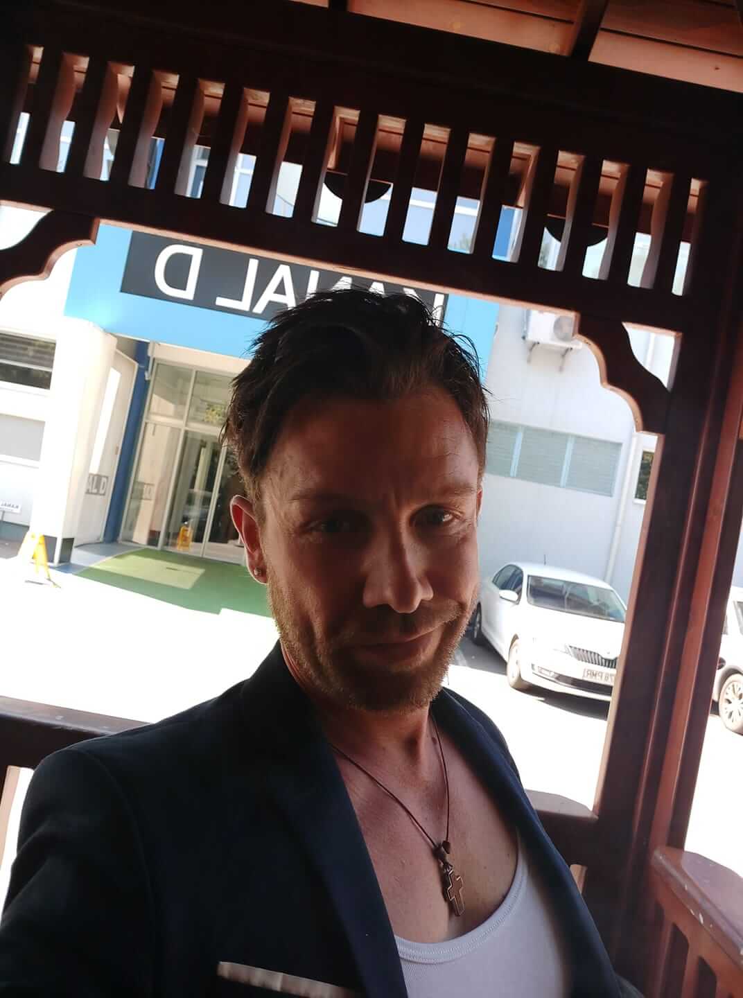 Matteo Politi - „medicul” care făcea operații estetice, deși avea doar ...