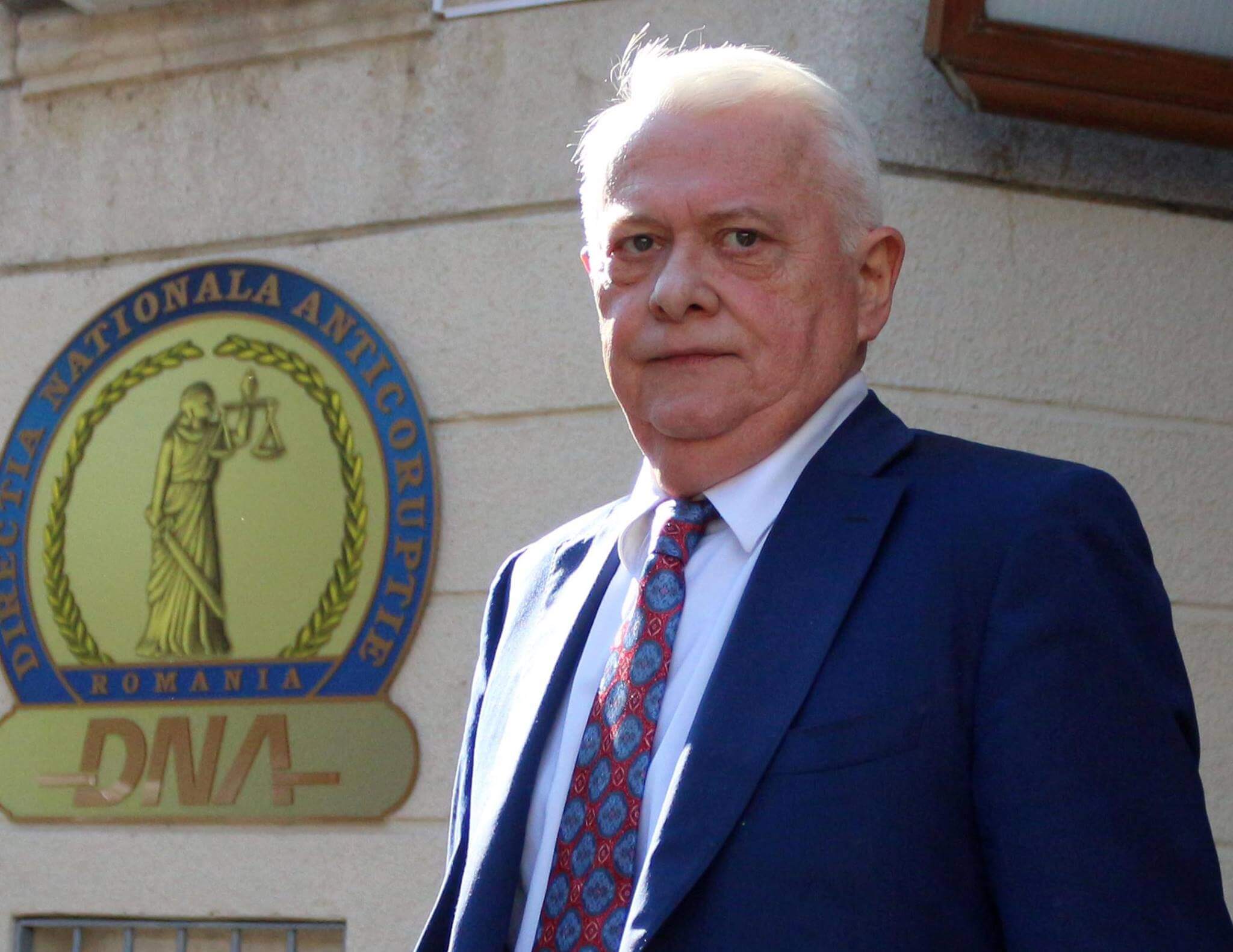 Decizie definitivă - Viorel Hrebenciuc a primit trei ani de închisoare ...